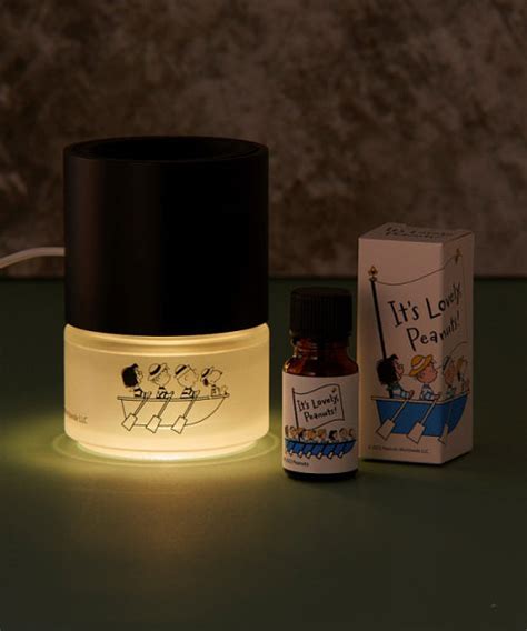 Peanuts Snoopy Row Oil Diffuser Lamp Snpy Only
