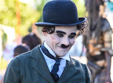 How To Dress Like A Mime Invisible Ropes