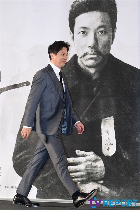 [방송][t포토] 정성화 안중근 의사로 첫걸음 Ytn