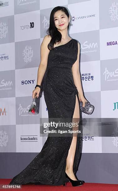 Lee Eun Woo Photos And Premium High Res Pictures Getty Images