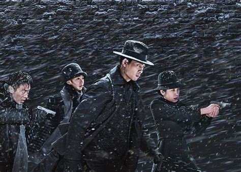 チャン・イーモウ監督作『崖上のスパイ』公開・邦題決定、ポスタービジュアル解禁！ Screen Online（スクリーンオンライン）