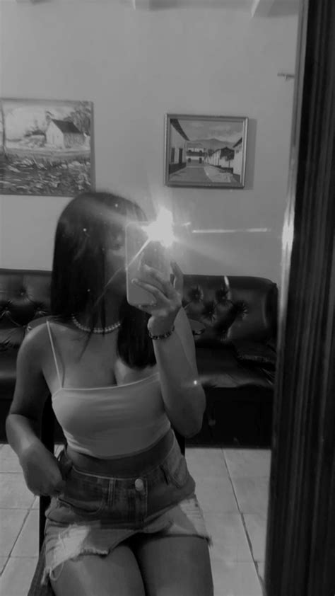 Fotos En El Espejo Fotos De Chavas Guapas Fotos De Faldas Foto En