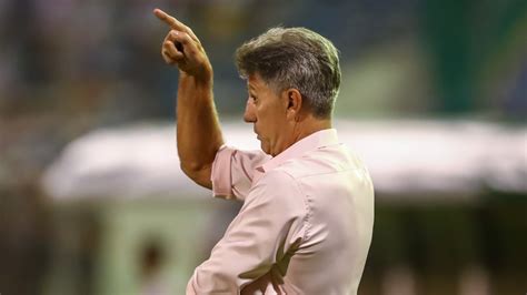 O Meia Que Estava Arquivado Por Renato E Pode Dar A Volta Por Cima No
