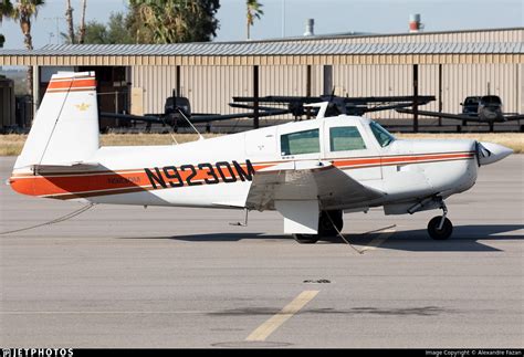 N9230M Mooney M20E Private Alexandre Fazan JetPhotos
