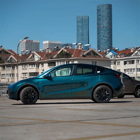 Gloss Metallic British Racing Green Car Wrap Raxtify