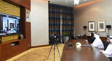 “غرفة الشارقة” و”غرفة طرابلس الليبية” يجددان التفاهم بينهما لتوسيع