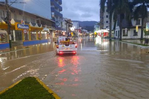 Dez Cidades Decretam Situação De Emergência Em Sc Devido às Chuvas Gzh