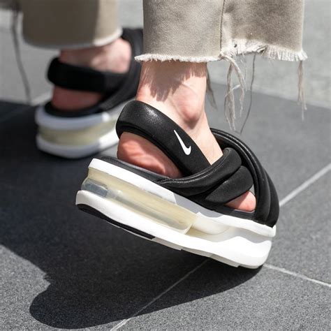 Nike W Air Max Isla Black Sail ナイキ ウィメンズ エアマックス アイラ サンダル Koko ココ