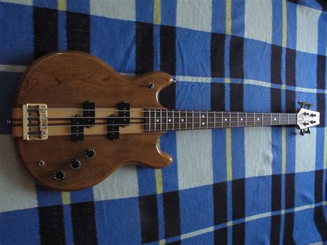 Vantage Vp795b Vintage Bass Guitar Exellent Condition Reverb