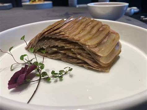 泓澳食品 唐县泓澳食品加工有限公司 官网 是集酒店食材驴肉牛肉羊肉原料酱卤肉制品及休闲食品的研发生产销售为一体的现代化