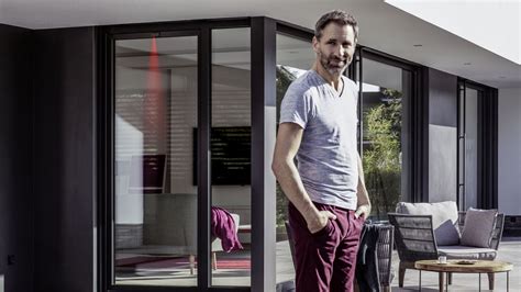 REHAU Smart Guard Lösung für präventiven Einbruchschutz REHAU