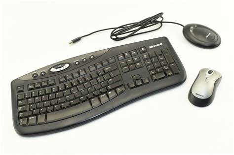 2000 Mouse Microsoft Wireless Comfort Keyboard