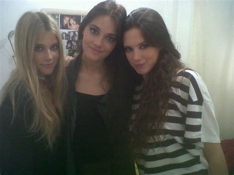 Annabella Avery Celeste Gomez Fans