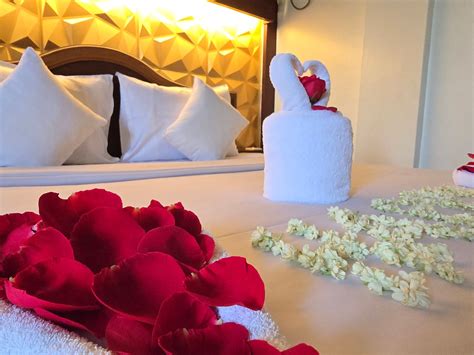 Toyland 🚗 အစိတ်အပိုင်း တစ်ခုစီကို ကိုယ်တိုင်အသေးစိတ်တပ်ဆင်ပြီး အမိုက်စားပြိုင်ကားလေးတွေ တည