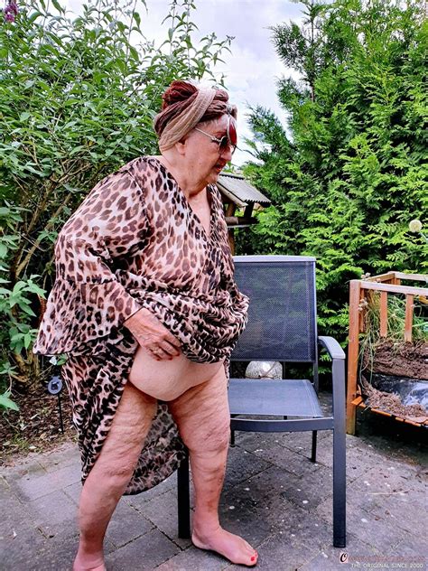 Oma Geil Starring Apassionaria Sex Photos