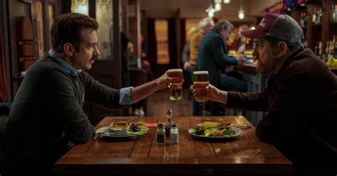 Los Fanáticos De Ted Lasso Pueden Pasar La Noche En El Legendario Pub