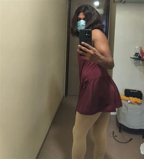 Une Tapette Va Un Cours De Danse En Robe Sexy Pics Xhamster