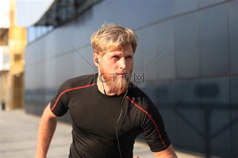 适合的运动员。高清摄影大图 千库网