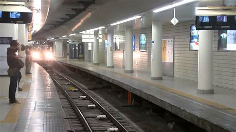 ある日の小田急線、新宿駅 Youtube