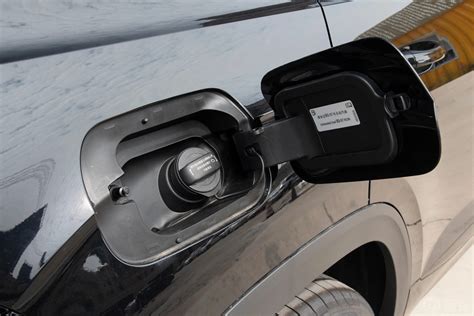 途昂X380TSI 四驱尊崇旗舰版油箱盖图片 汽车图片大全 易车