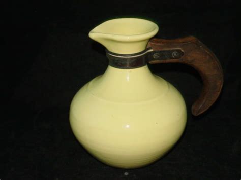 Vintage Gladding Mcbean Gmb Franciscan Pottery Yellow Carafe W Wood Handle