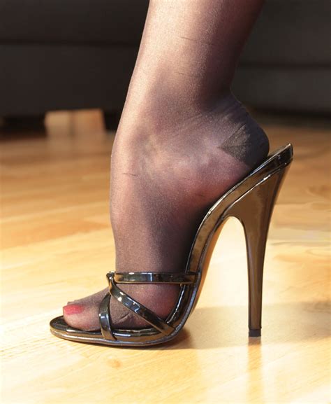 Rauchzarte Nylons Im Schattenspiel Fashion High Heels Nylons Heels