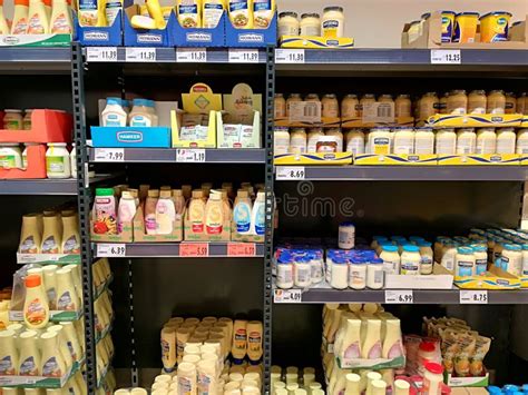 Variedade De Maionese No Supermercado Imagem Editorial Imagem De