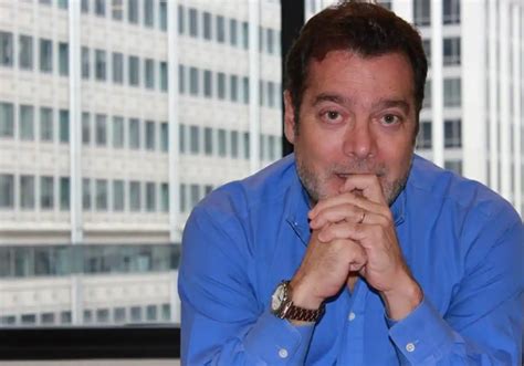 Crítica DE Los hechos casuales de Juan Carlos Botero amada Colombia