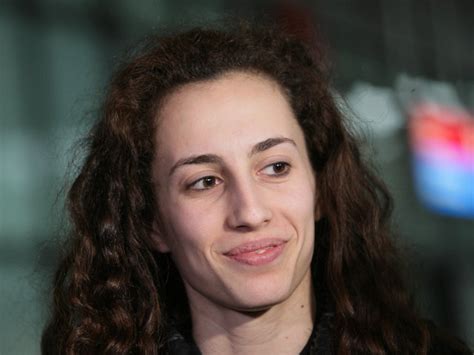 Капитанът на ансамбъла ни по художествена гимнастика се завърна в България Nova Bg