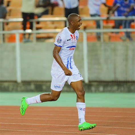 AZAM FC YASEPA NA POINTI TATU ZA SIMBA Saleh Jembe