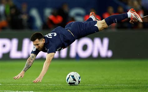 Foto Messi Dan Mbappe Cetak Gol Psg Bungkam Nice 2 1