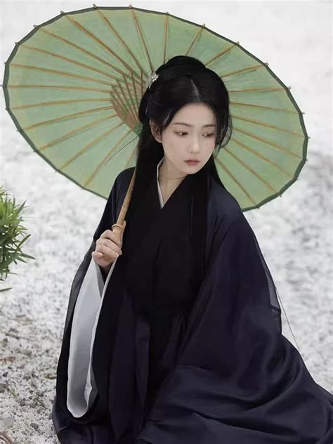 Black Hanfu For Women Unleashing Elegance And Grace Newhanfu