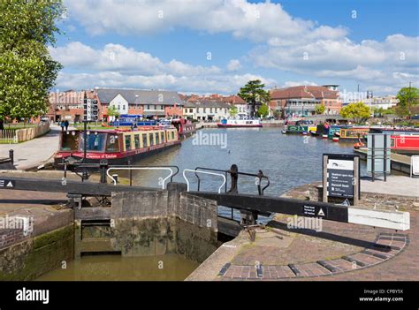 Stratford Upon Avon Stratford Canal Basin Bancroft Basin With Narrow