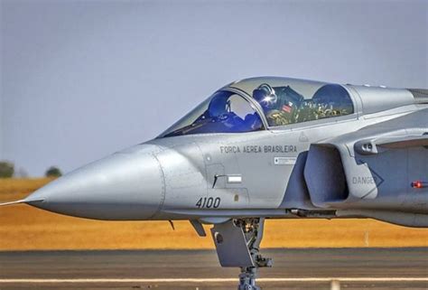 Lula Volta A Embraer Gavião Em Maio Para Ver Montagem Final Dos Caças
