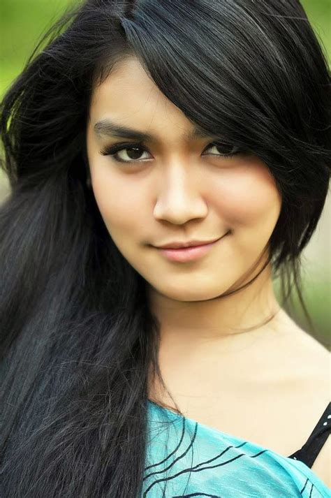 Biodata Dan Foto Cantik Melody Prima
