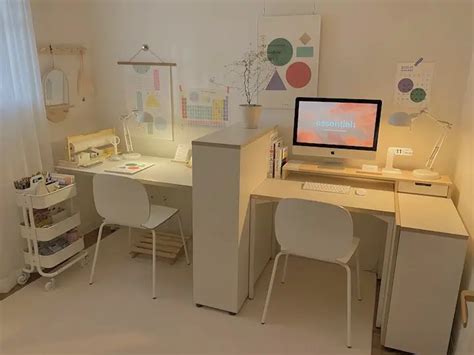 ไอเดียตกแต่งพื้นที่ทำงาน สไตล์มินิมอล 📝 แกลเลอรีที่โพสต์โดย I Am Wanan Lemon8