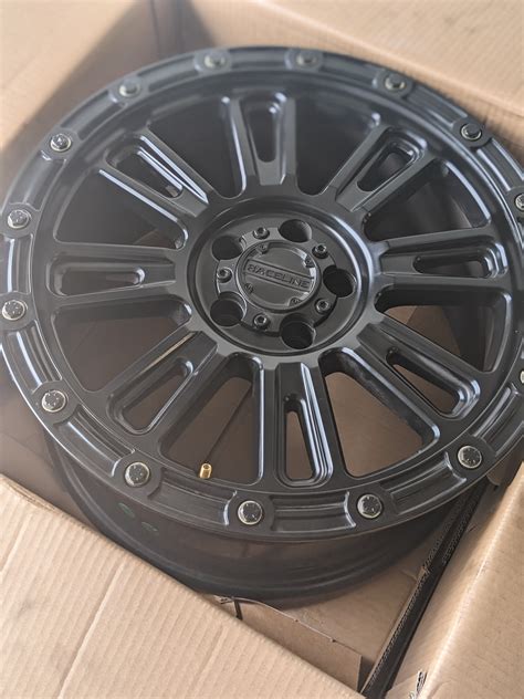 Tennessee Raceline Compass Wheels 17x8 30mm 500 2021 Ford Bronco