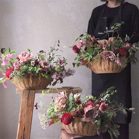 플로리스트학교 안단테블룸스쿨 On Instagram 말도 안되 너무 예뻤던 주말의 프렌치바스켓 무려 15가지 예쁜 소재들이 들어갔어요 풍성하게 만나는 여름꽃수업