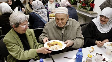 Ramadan 2025 Stuttgart Iftar Gebetszeiten And Fastenbrechen Der