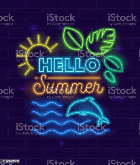안녕하세요 네온 스타일 벽돌 벽 배경에 요소와 타이포 그래피와 함께 여름 배너 바다 파도에 빛나는 태양 열 대 잎과 돌고래 비치