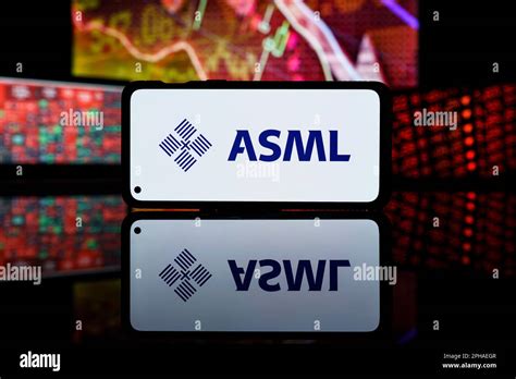 Paris France 2023 March 28 Asml Holding Company Shares Dropped Down