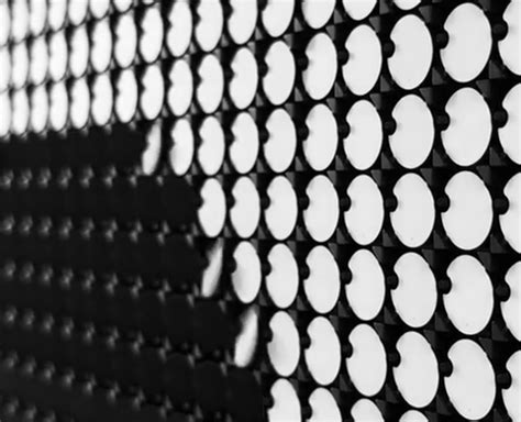 You Can Use A Raspberry Pi To Control This Flip Display