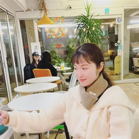 주연 Joo Hobby • Threads Say More