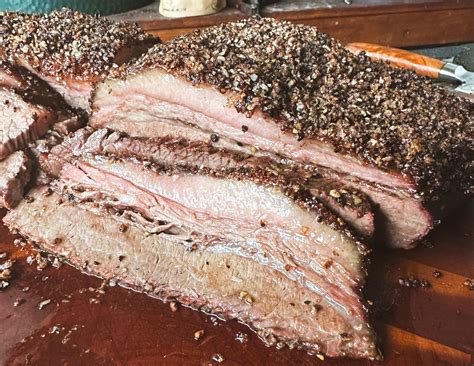 Ultimate Guide To Smoked Brisket On The Big Green Egg Grillgirl