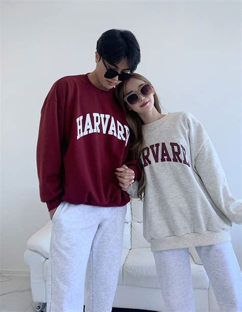 커플 남녀공용 하버드 유니크한 반티 검정 동대문 레터링 빅사이즈 맨투맨