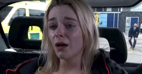 Itv Coronation Street Fans Left Distracted Over Lauren Detail Amid