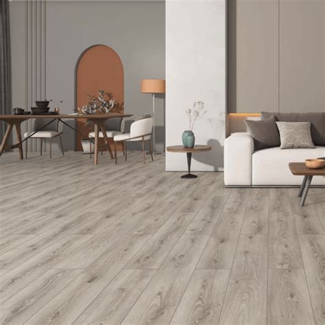 Wood Effect Erasmus Oak 8mm Laminate Flooring DFD