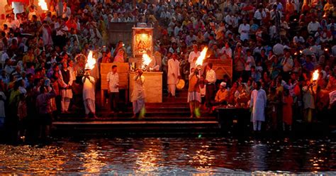 Ganga Dussehra 2023 30 मई को गंगा दशहरे पर इस विधि से करें पूजा जानें