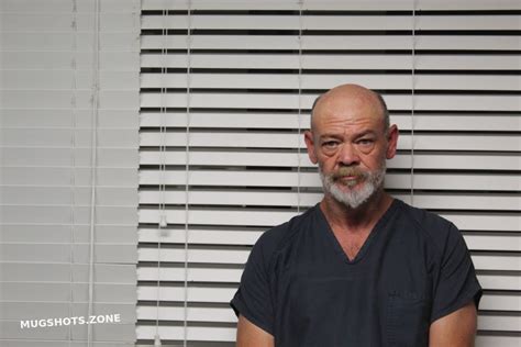 Tope Christopher Shane 05 02 2025 Christian County Mugshots Zone