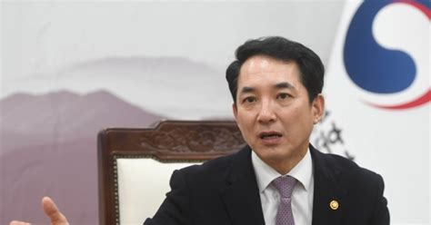 박민식 “성매매 알선 변호 안 했다 野 노종면 고소”